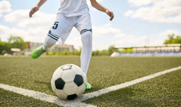 Les erreurs tactiques les plus courantes en football – Sploing