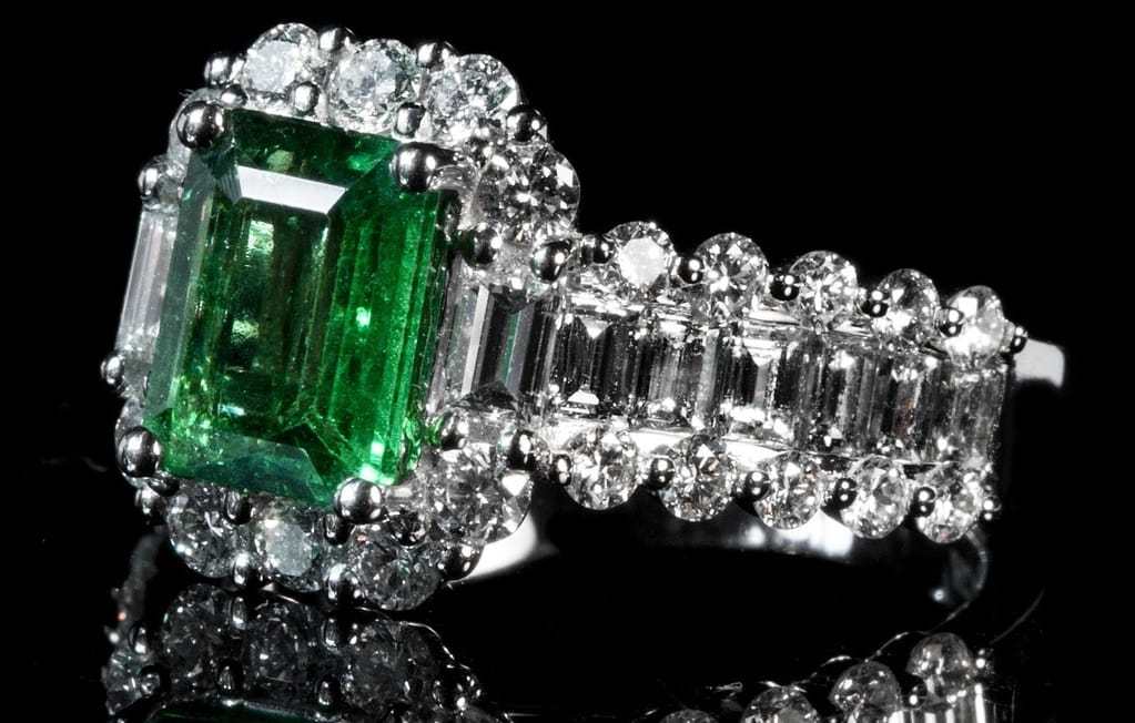 La bague avec pierre précieuse, un bijou à forte personnalité – Sploing